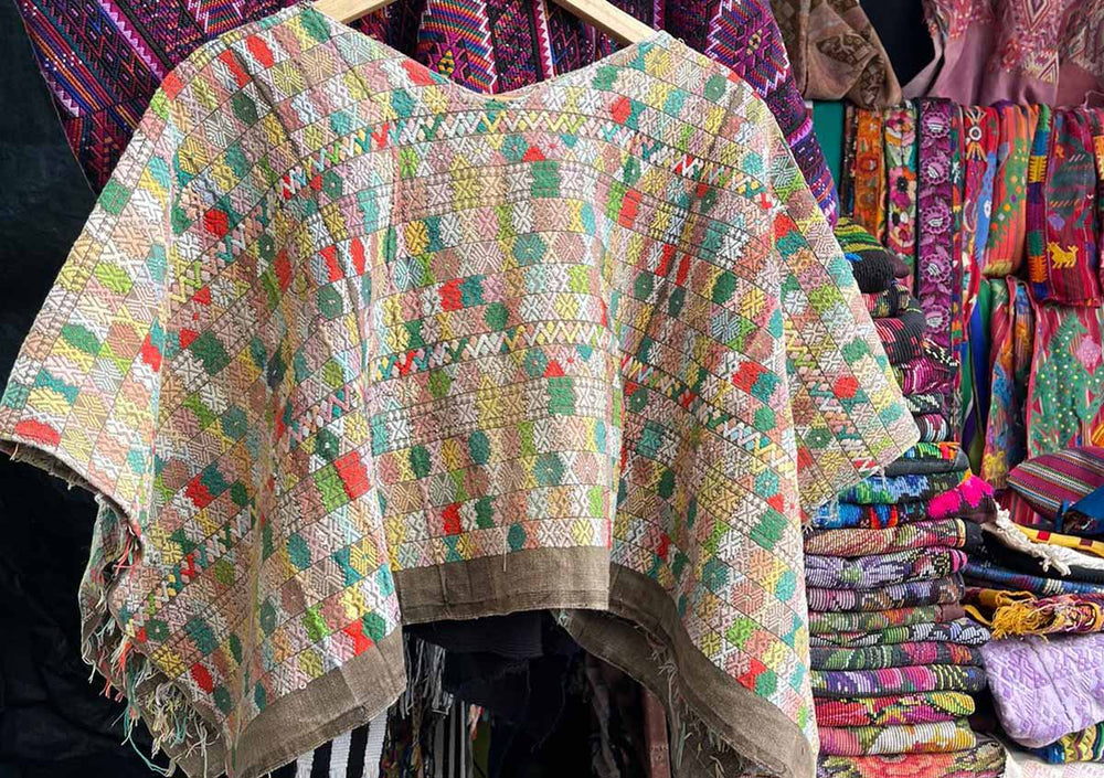 Guatemalan huipiles | Embroidery | Vintage Textile